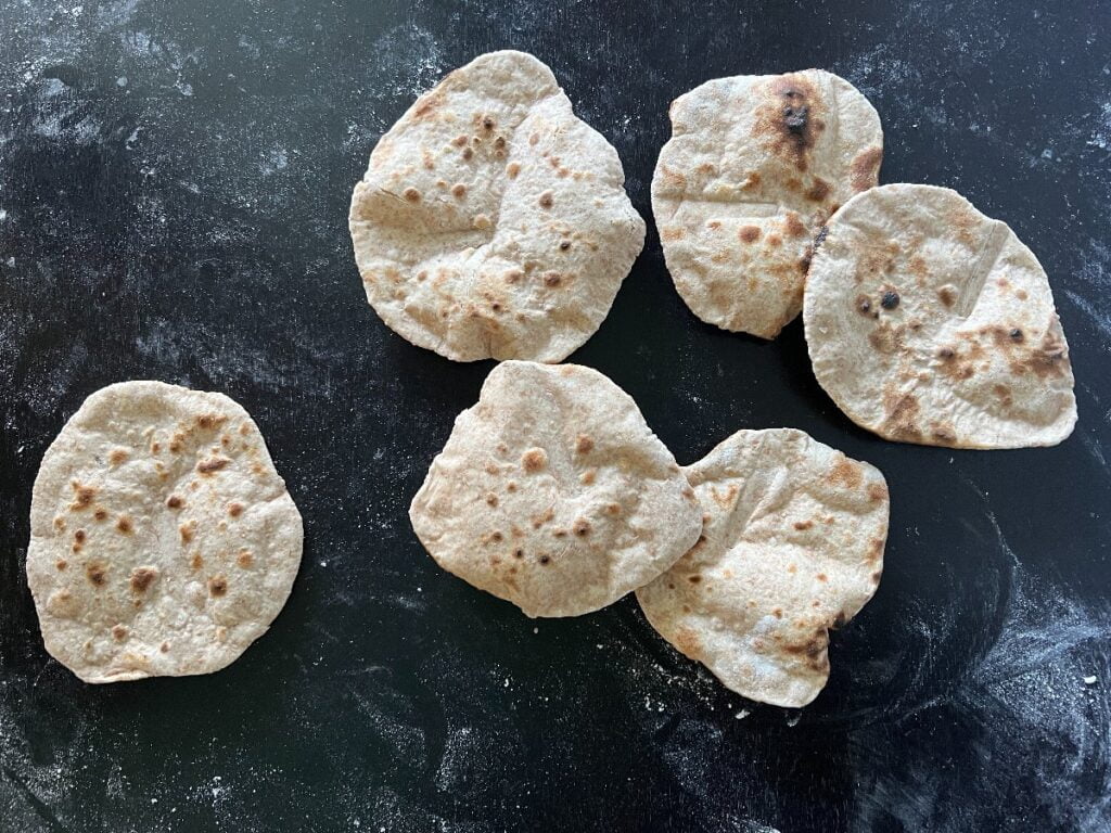 Chapati (indisches Fladenbrot): einfache Beilage - www.thegreenlist.nl